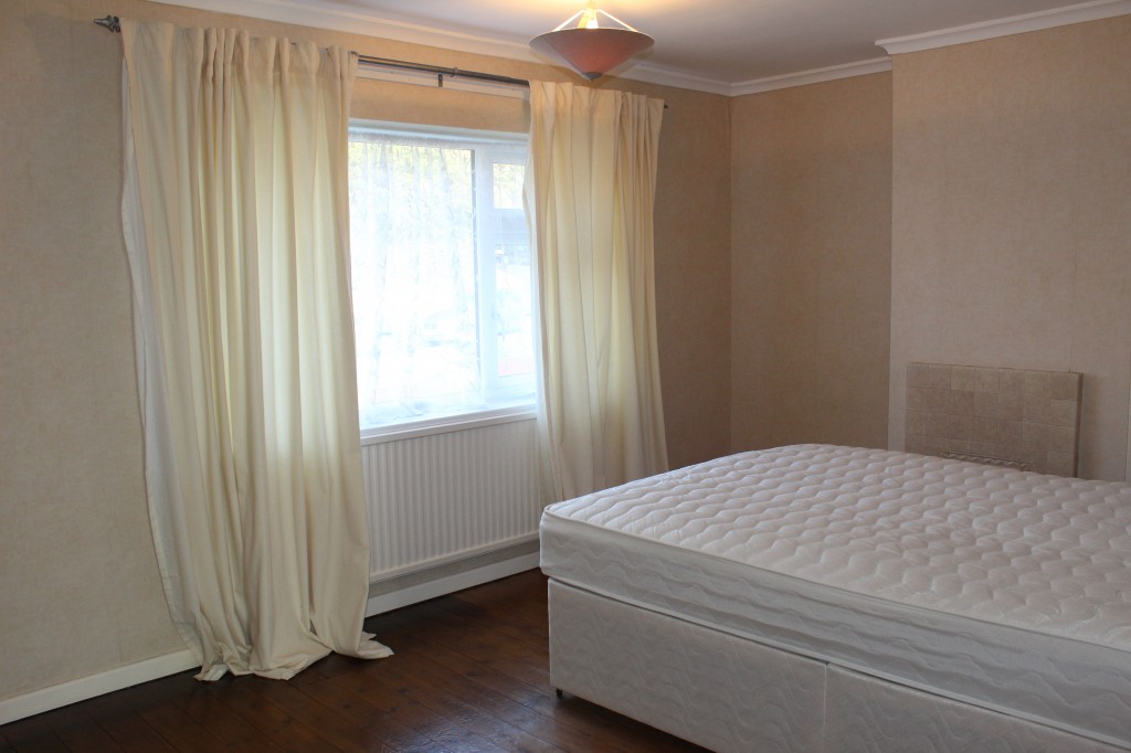 Stoke Hill, Exeter, 3 bedroom, Terraced