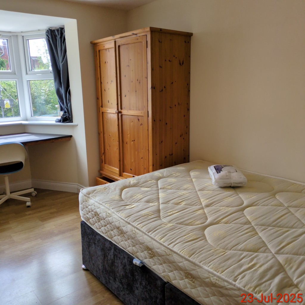 York Terrace, Exeter, 6 bedroom, House